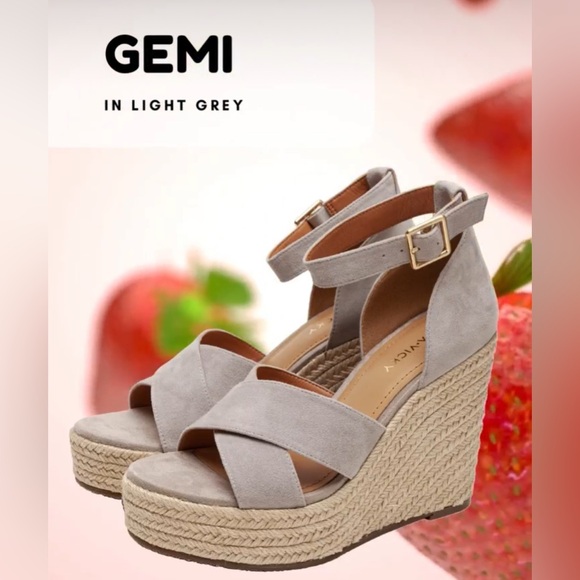 Lisa Vicky | Shoes | Nib Lisa Vicky Gemi Platform Wedge Sandal In Light ...